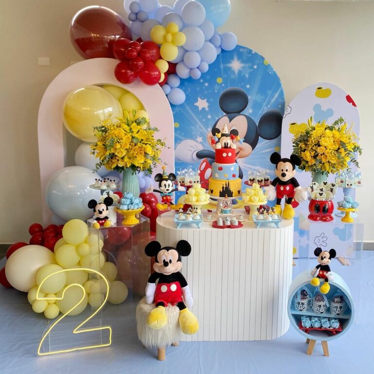 Festa Mickey: 28 decorações lindas para inspirar você!